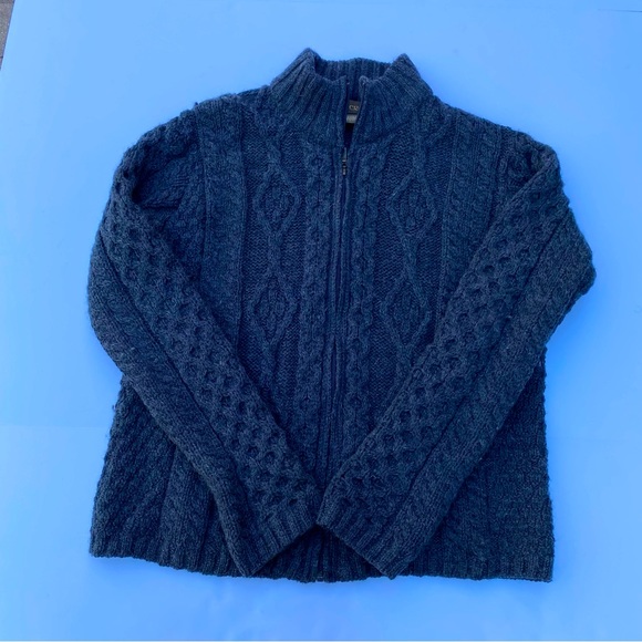 Inis Crafts | Sweaters | Vintage Inis Crafts Irish Cable Knit Zip ...
